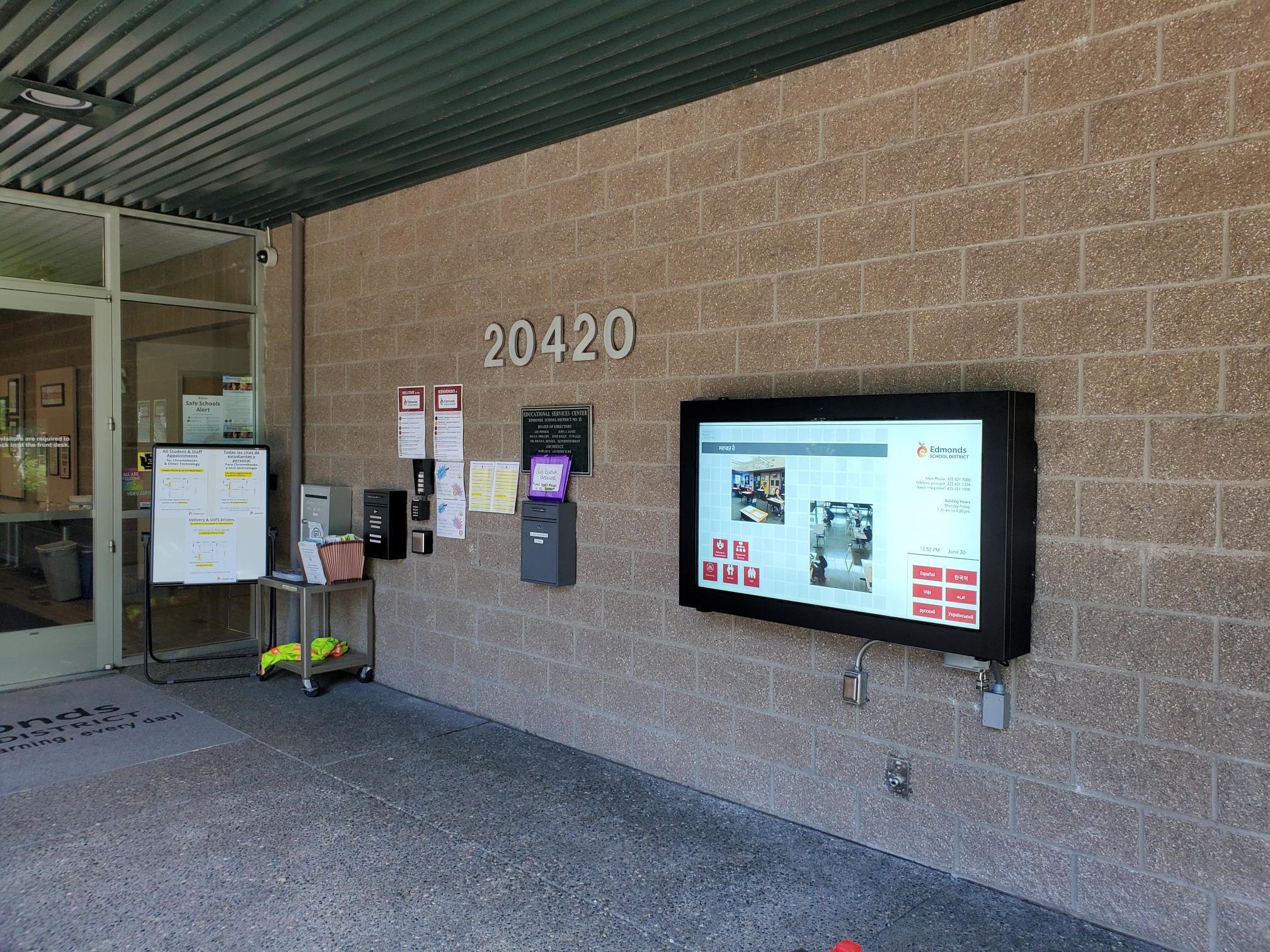 How Universities Can Modernize Their Campuses with Digital Signage